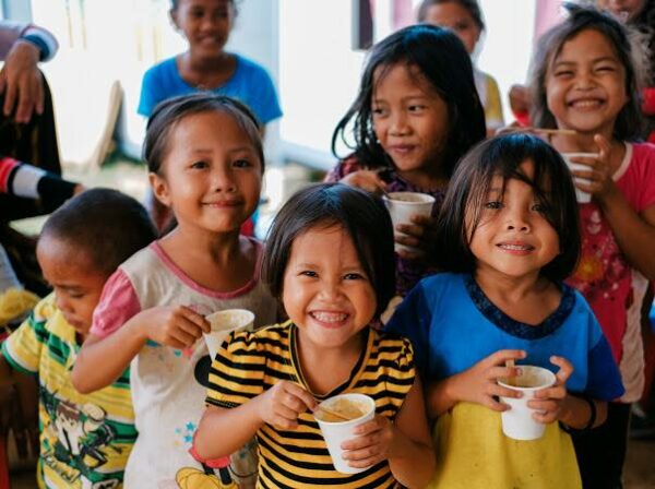 Bowls of rice in Germany become Mingo Meals for Filipino children - NVC ...