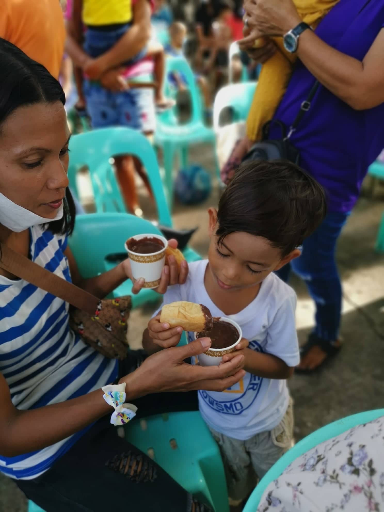 Grace Cares Foundation Enrolls 100 Children in the Mingo Meals Feeding ...