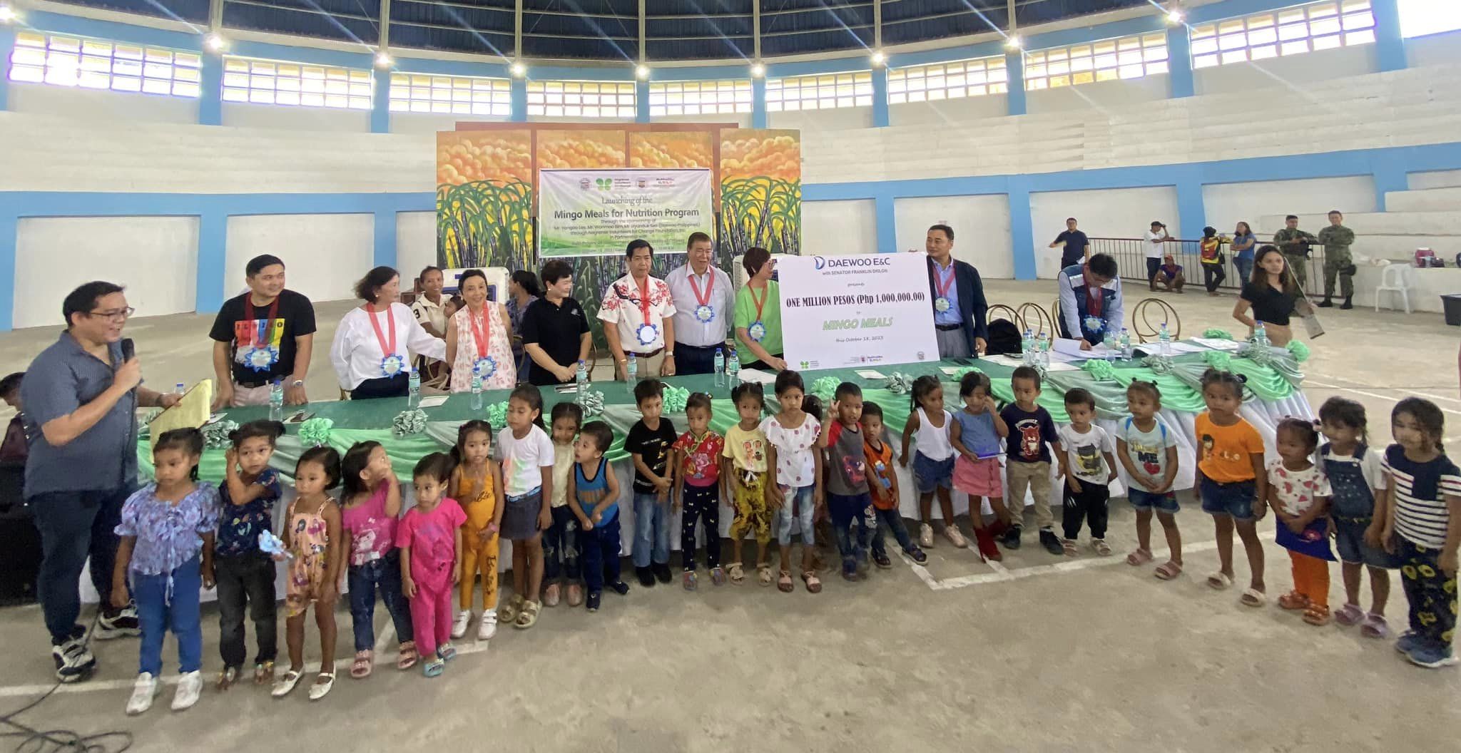 XFM Radyo Iloilo: 65 ka mga Kabataan sa Calinog Benepisaryo sang Mingo ...